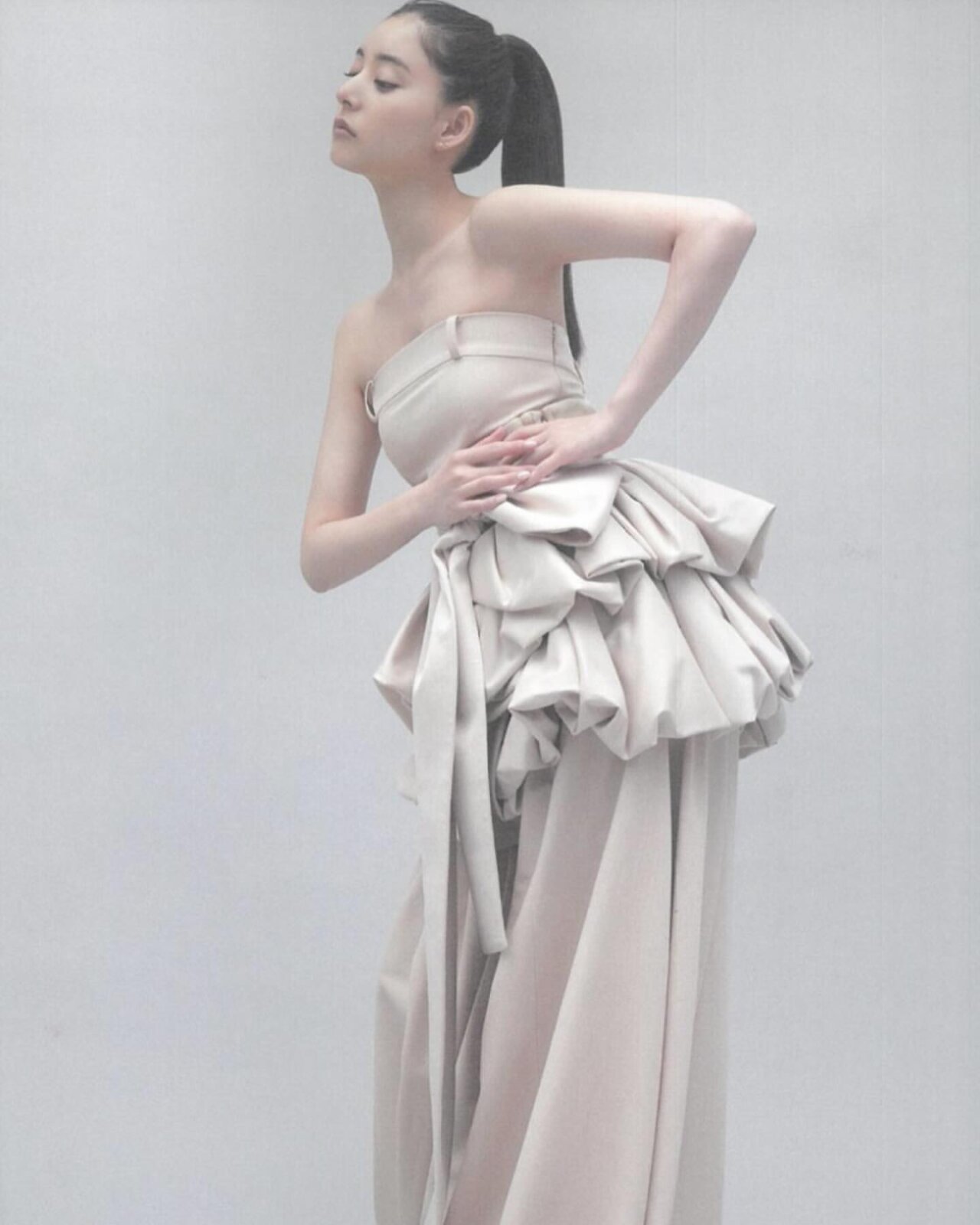 BARFOUT! AUGUST 2024 VOL 347 / 新木優子 | HITOME